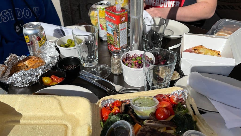 A Picnic Scavenger Hunt Adventure - The Daily Adventures of Me